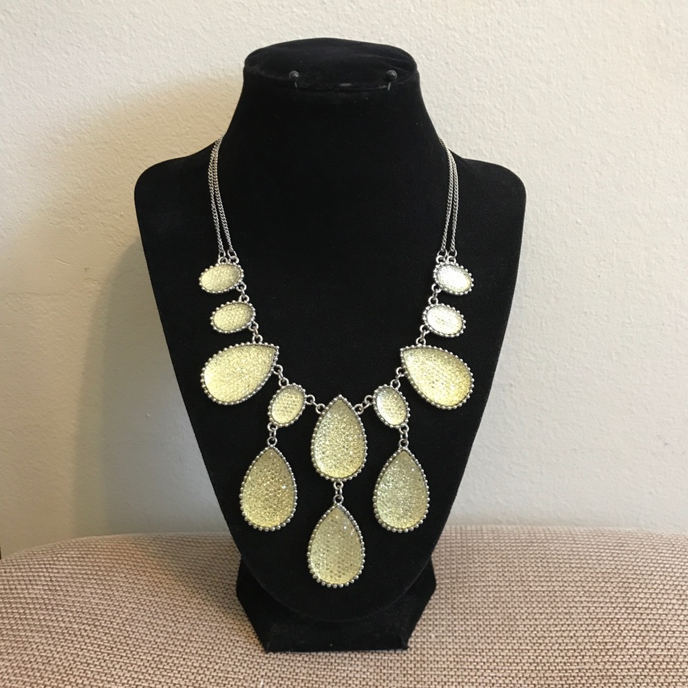 Natasha Gorgeous Teardrop Prom Crystal Necklace - Gem